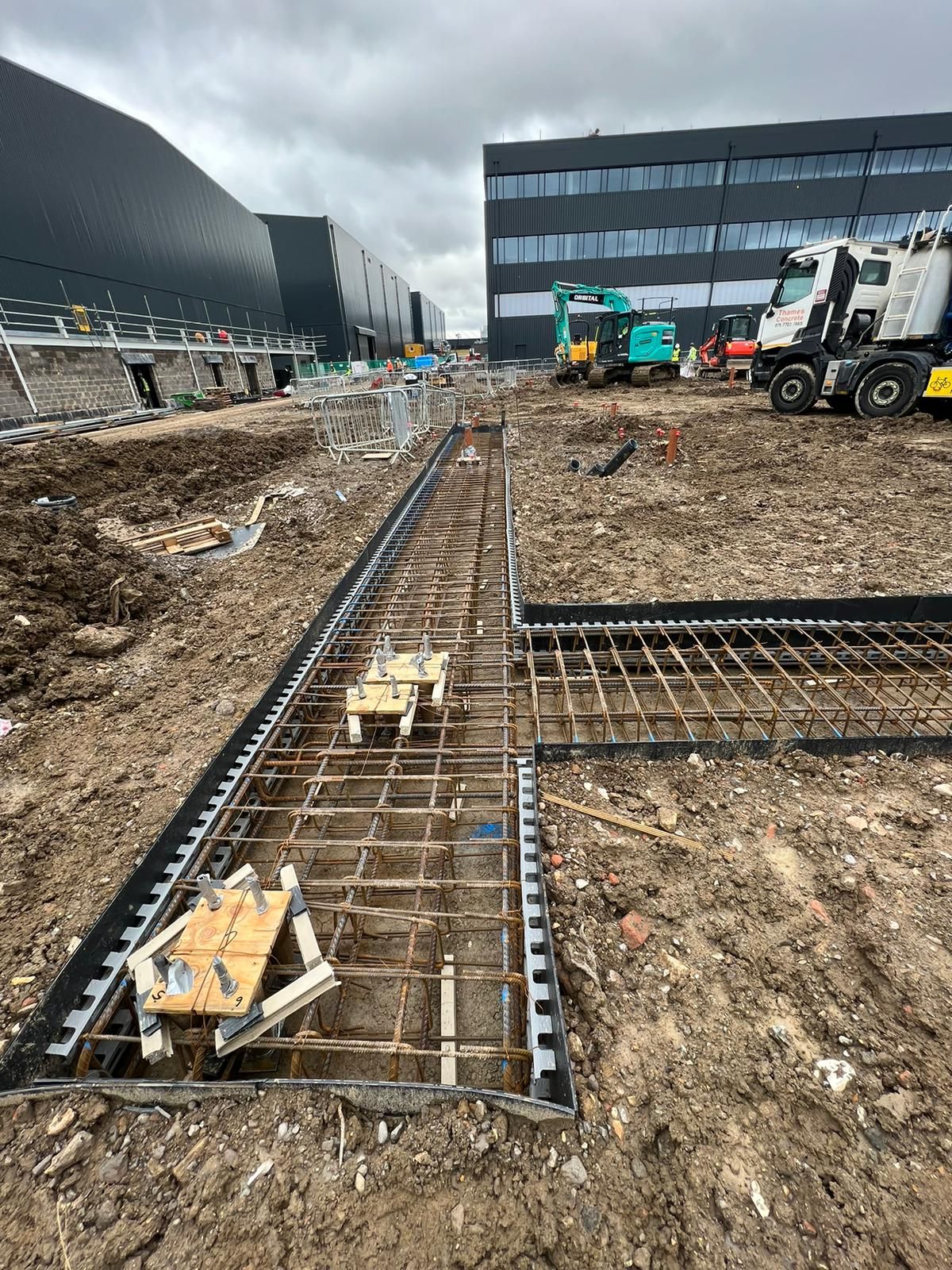 Disney Studios, Shinfield - EE Structures